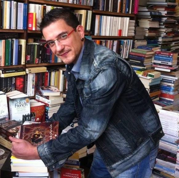 Μάριος Καρακατσάνης | Μέσο ... Τέχνης